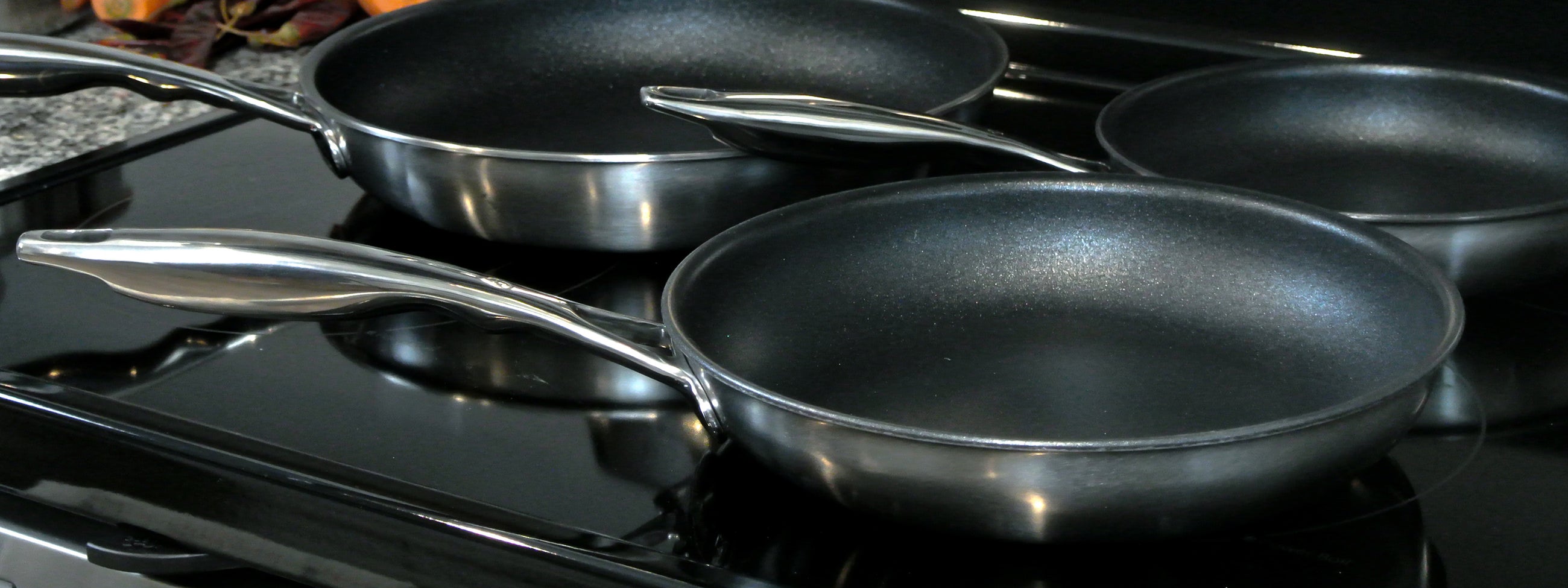 Swiss Diamond | Cookware | Luxury Nonstick Pans | Kitchen Knives